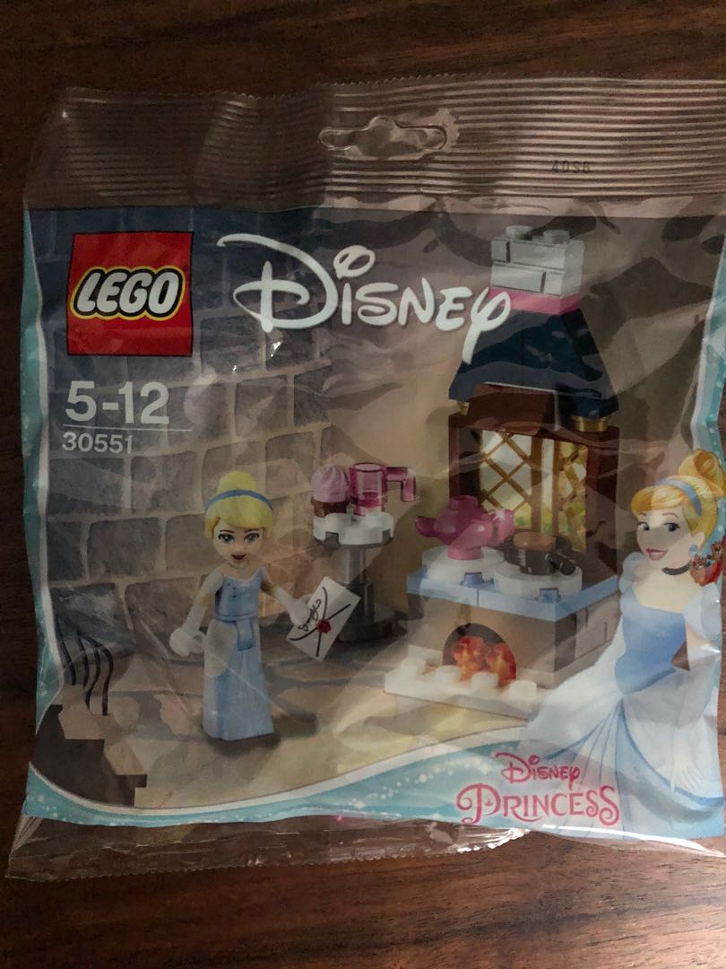 Lego 30551 Disney Princess Cinderella ‘s Kitchen PolyBag, Hobbies ...