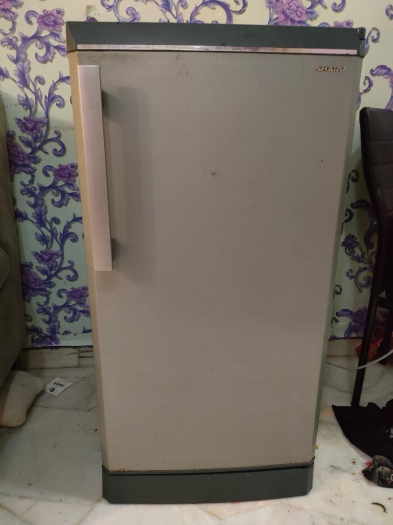 Peti ais sharp, TV & Home Appliances, Kitchen Appliances, Refrigerators ...