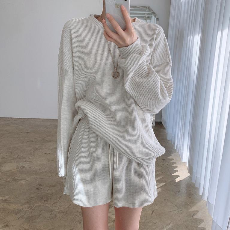 PO: Gloria Minimalist Set, Women's Fashion, Dresses & Sets, Rompers on ...