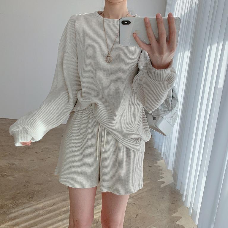 PO: Gloria Minimalist Set, Women's Fashion, Dresses & Sets, Rompers on ...