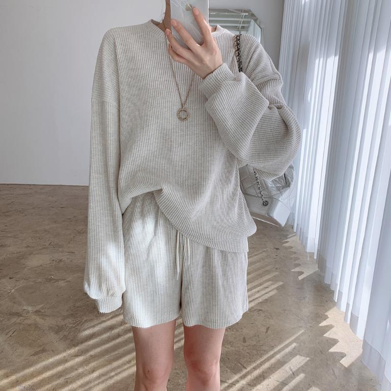 PO: Gloria Minimalist Set, Women's Fashion, Dresses & Sets, Rompers on ...