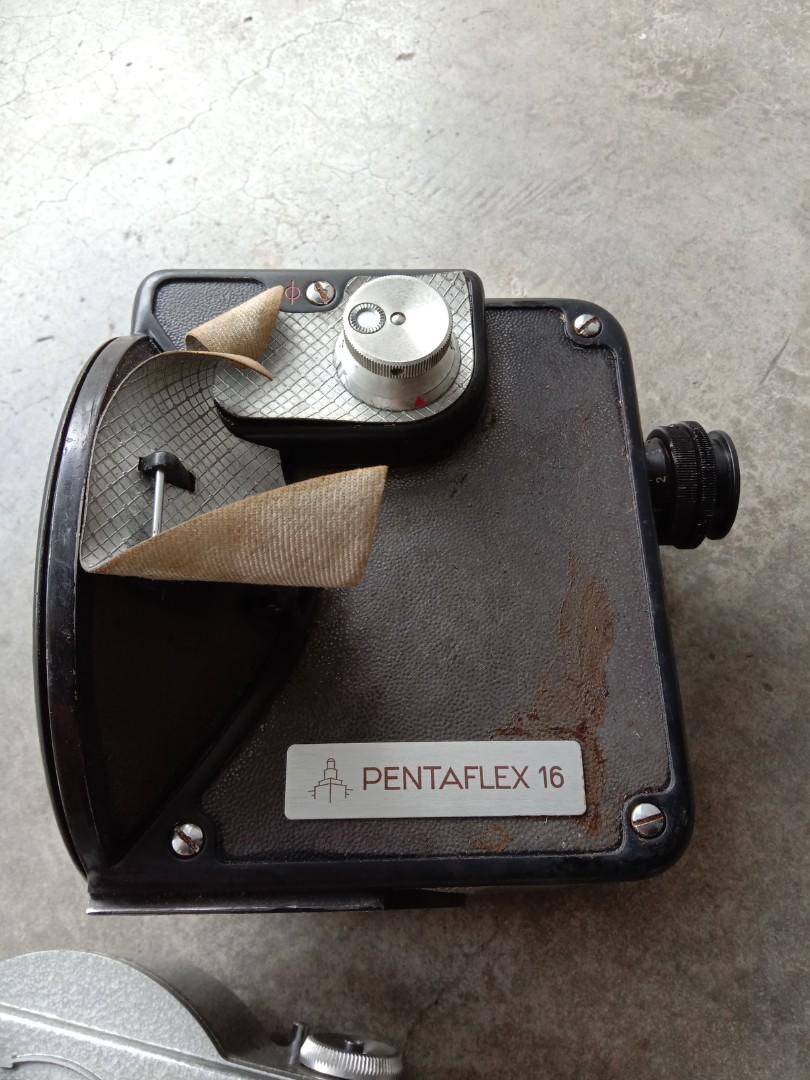 Vintage Pentaflex 16 camera with lens, Photography, Cameras on Carousell