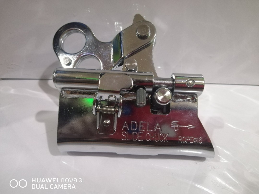 Adela H-8706 Rope grab open type, Commercial & Industrial, Construction ...