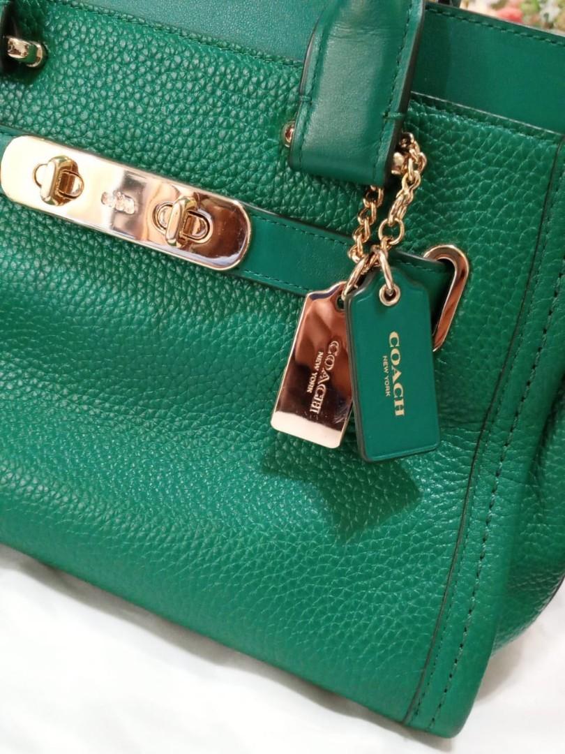 Coach Swagger 27, Fesyen Wanita, Tas & Dompet di Carousell