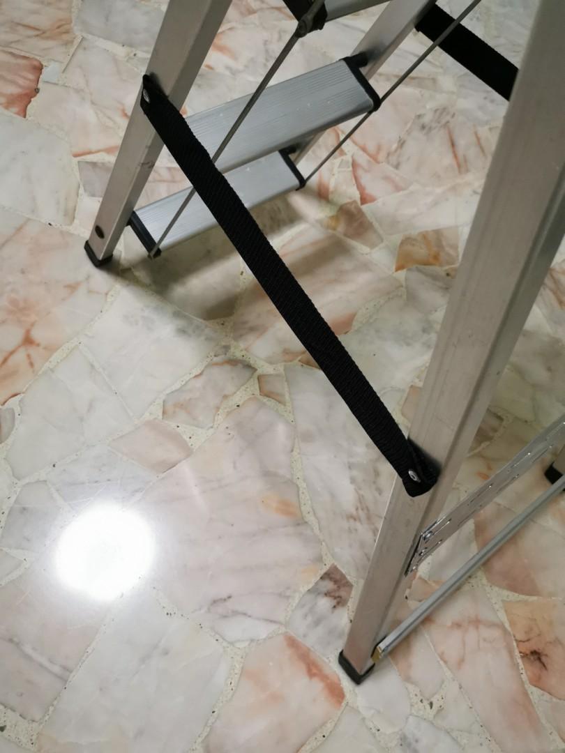 Reinforced Ladder 80cm (highest step), Everything Else on Carousell