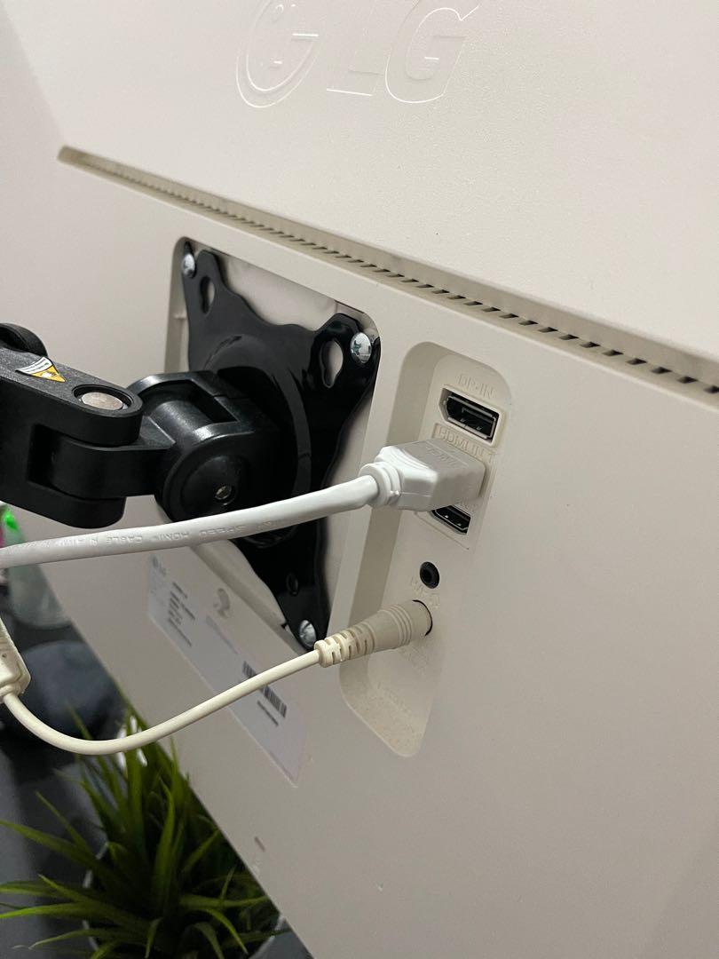 Lg Monitor Computers Tech Parts Accessories Monitor Screens On Carousell