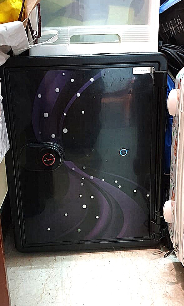 Lucell Lusafe safety box nps-031d, Everything Else on Carousell