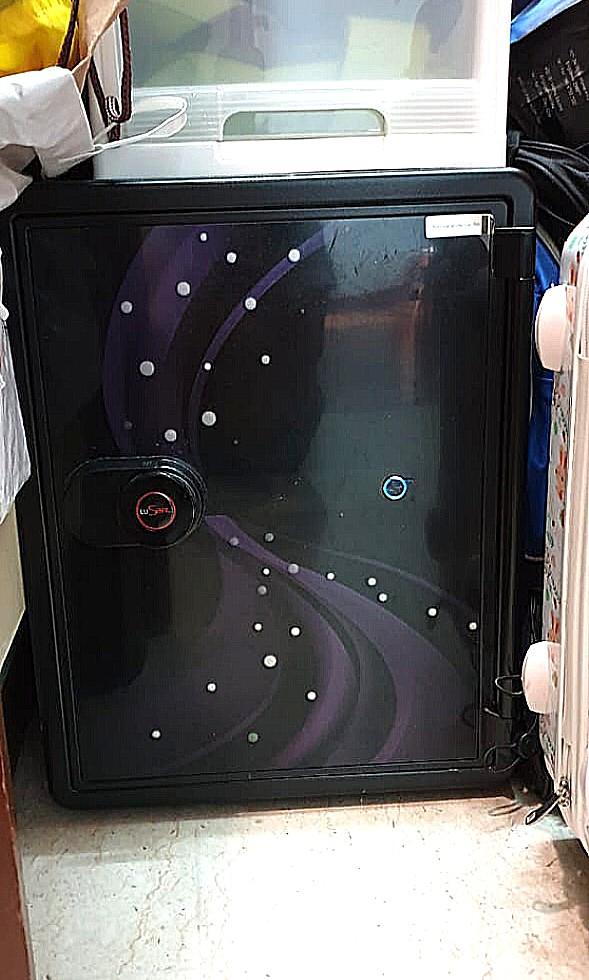 Lucell Lusafe safety box nps-031d, Everything Else on Carousell