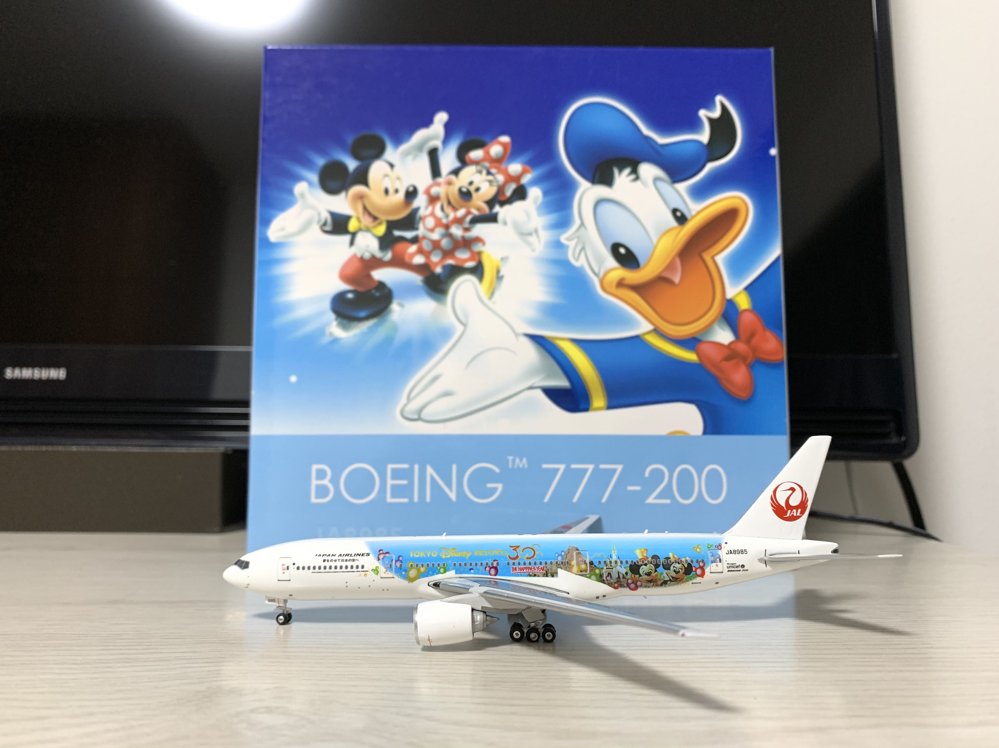 Phoenix Models Japan Airlines Boeing B777-200 ‘Disney 30th’ Livery ...