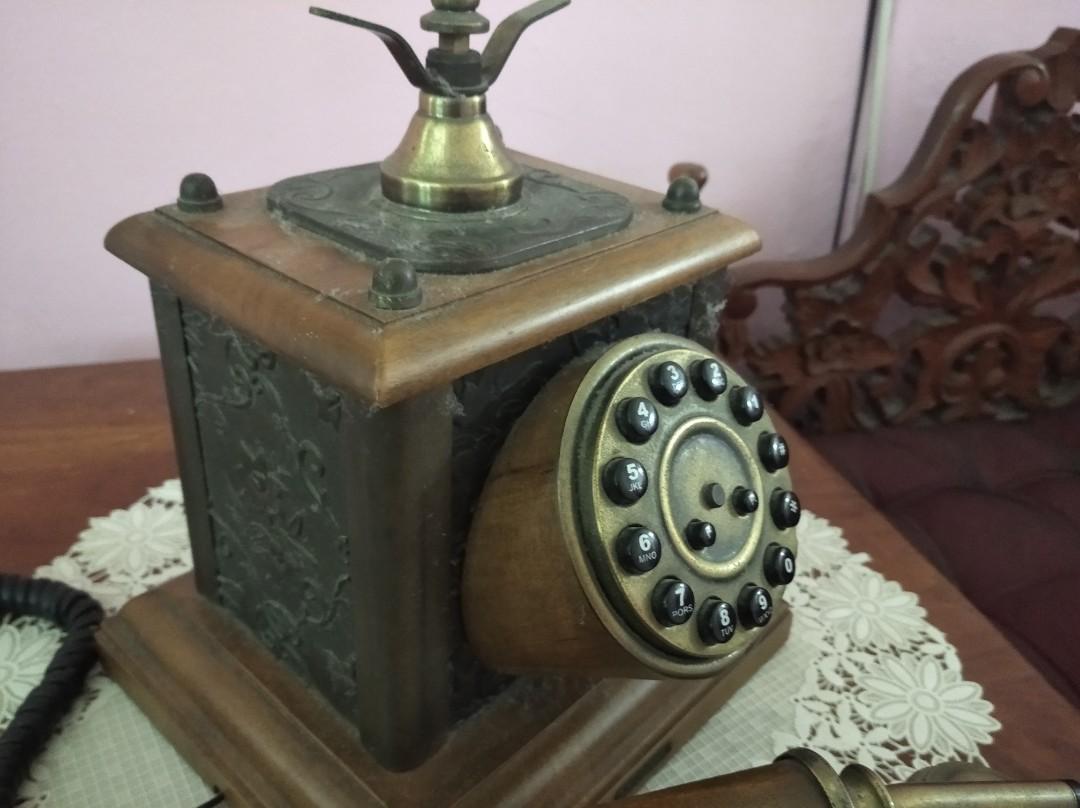 Telephone Table Antique Design , Meja Telefon Design Antik, Furniture ...