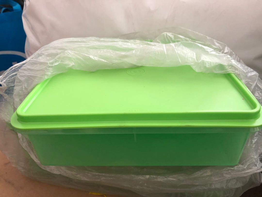 Tupperware green, Kitchen & Appliances on Carousell