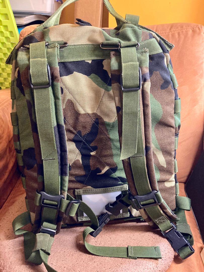 USGI Army patrol pack woodland molle II not 3 day assault pack, 男裝, 袋 ...