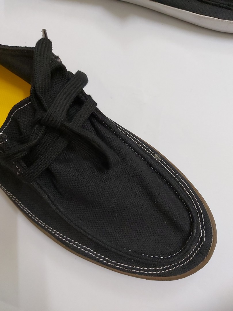 (Vans) rata vulc black gum, Men's Fashion, Footwear, Dress shoes on ...