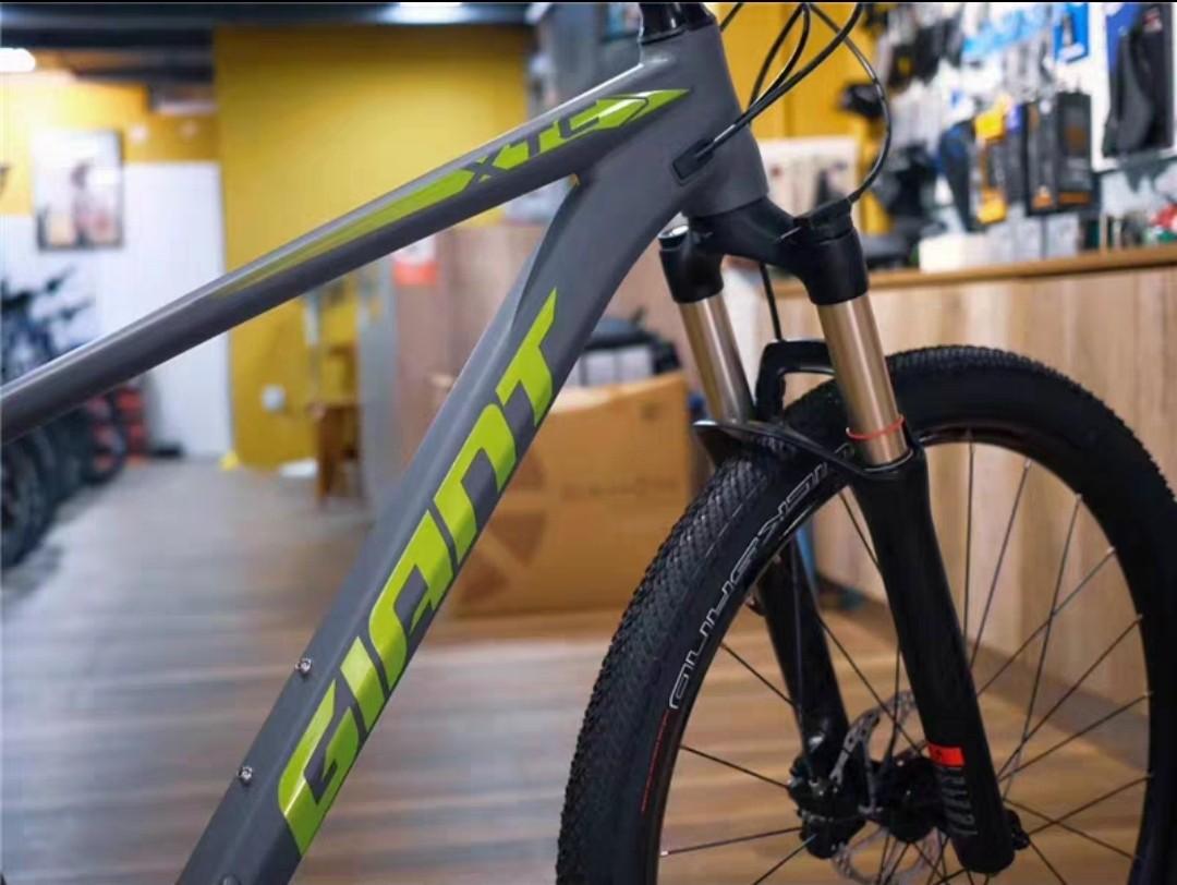 Giant XTC 800 Plus SLX Spec, Sports Equipment, Bicycles & Parts ...