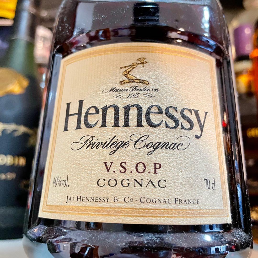 Hennessy VSOP Gold Cap Cognac 700ml, Food & Drinks, Alcoholic Beverages ...