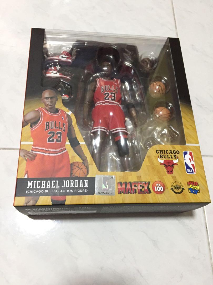 Sale > medicom mafex nba chicago bulls michael jordan figure > in stock
