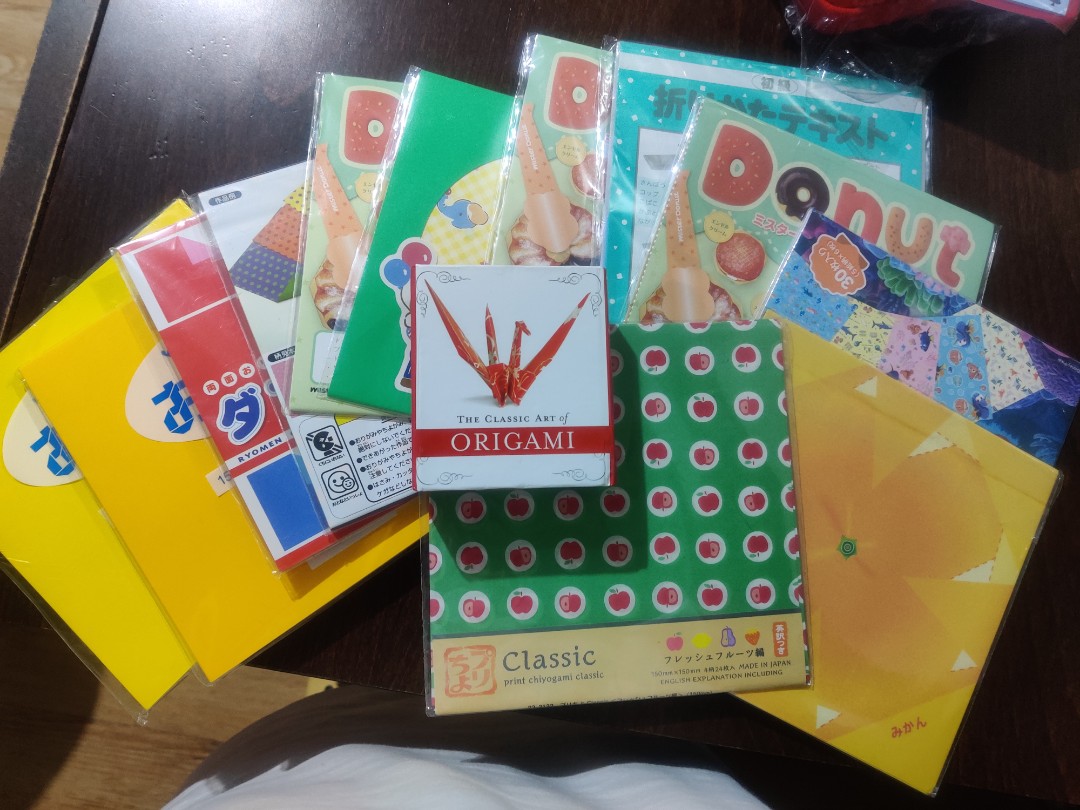 Origami paper set, Hobbies & Toys, Stationary & Craft, Craft Supplies ...