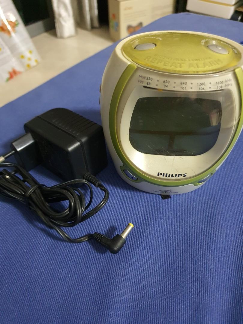 PHILIPS Radio Alarm Clock, Electronics, Others on Carousell