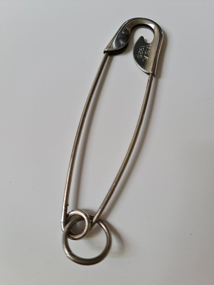 Safety pin (10cm), Furniture & Home Living, Home Improvement ...