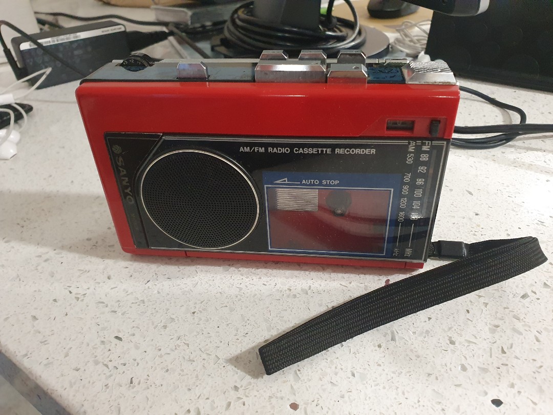 Vintage Portable Cassette Radio Player, Audio, Portable Music Players ...