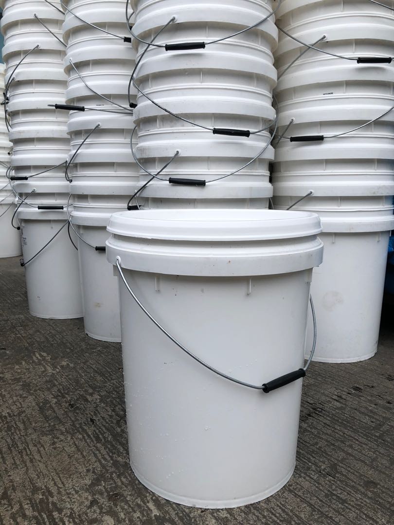 20L Pail with Cover and Handle Large Container 20 Liter White Container ...