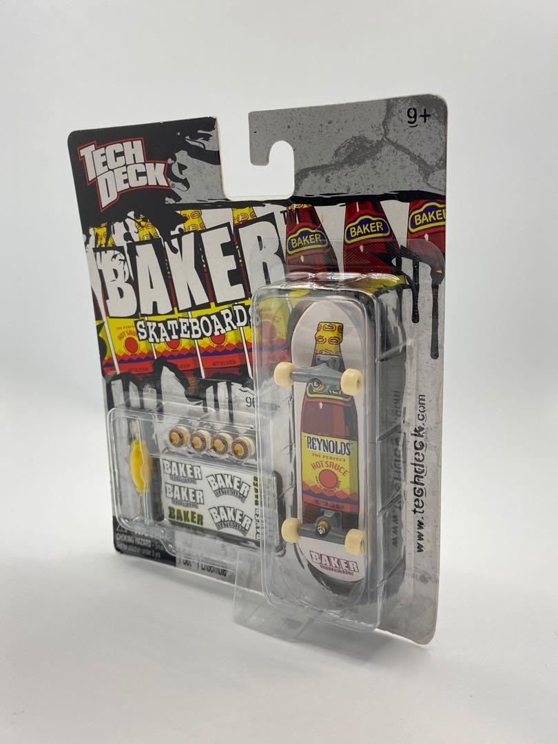 絕版 正版 Tech Deck Baker Fingerboard Skateboard 手指滑板, 興趣及遊戲, 玩具 & 遊戲類 ...