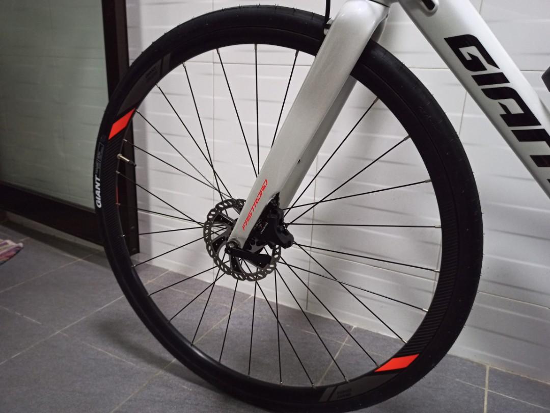 Giant Fastroad SL 1 - S size (2021 Model), Sports Equipment, Bicycles ...