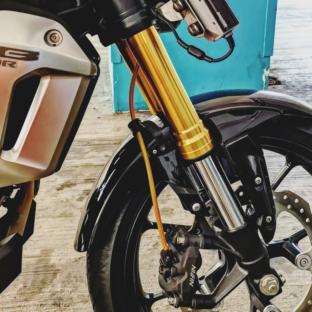 Honda cb150r exmotion streetster custom Strato Teflon braided Hel hose ...