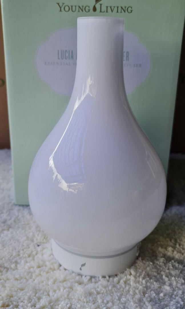 LUSTRE / LUCIA ARTISAN DIFFUSER BY YOUNG LIVING, Beauty & Personal Care ...