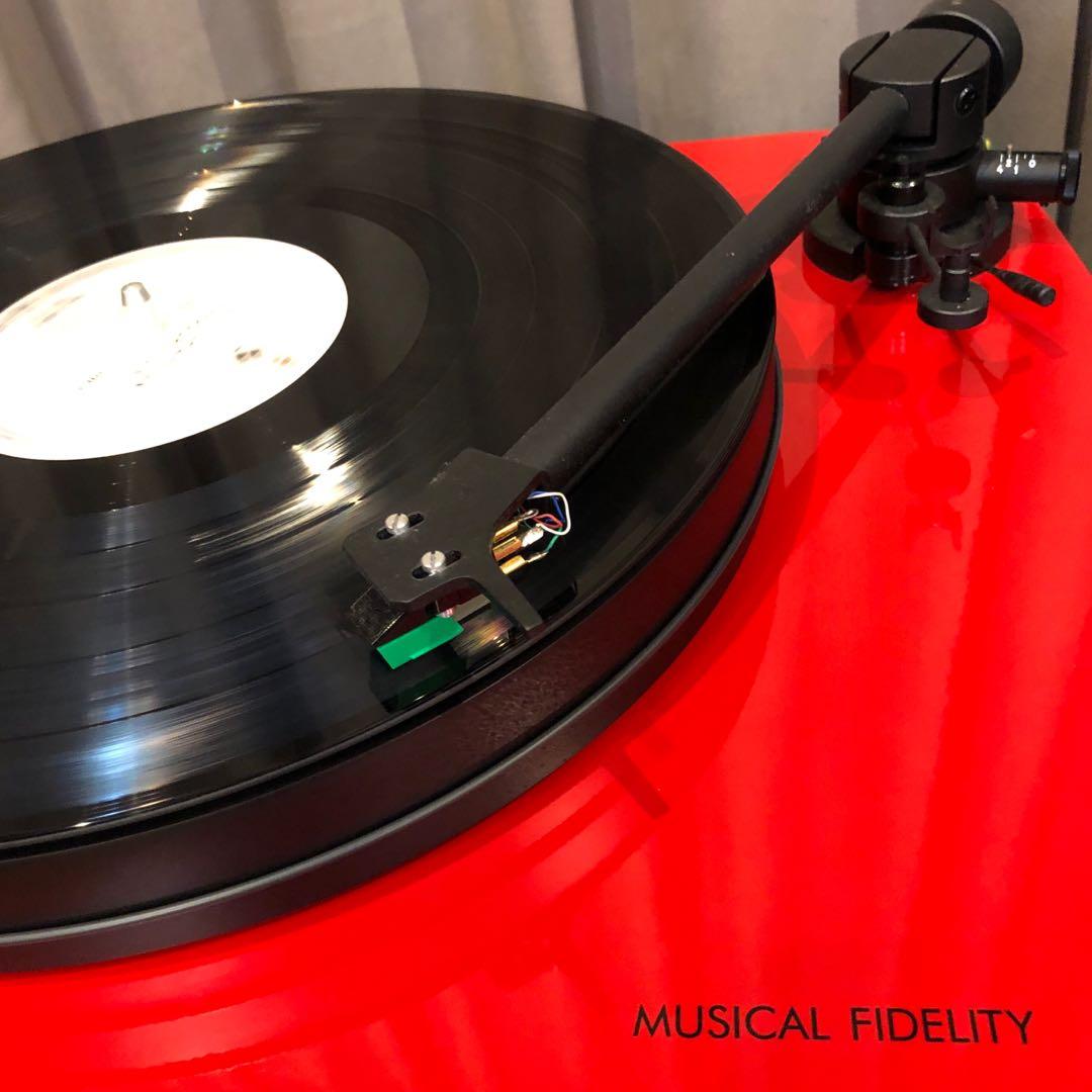 Musical Fidelity Red Roundtable Turntable, Electronics, Audio on Carousell