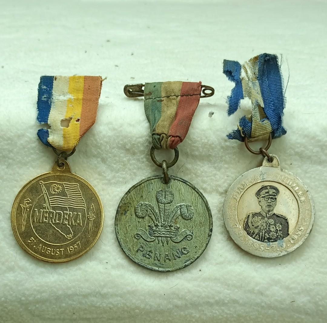 Medal Pingat Antik sebelum merdeka, Hobbies & Toys, Collectibles ...