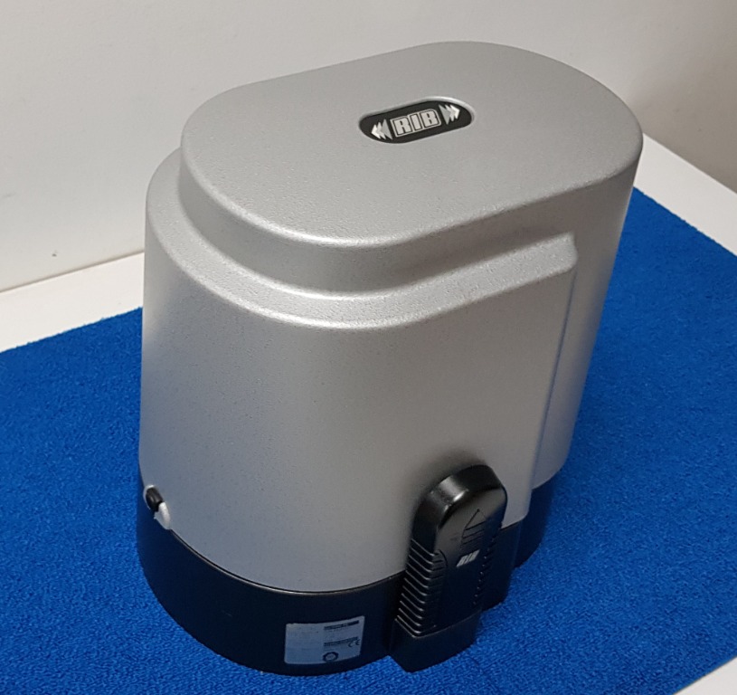 RIB SLIDING GATE MOTOR (MADE IN ITALY), Furniture & Home Living ...