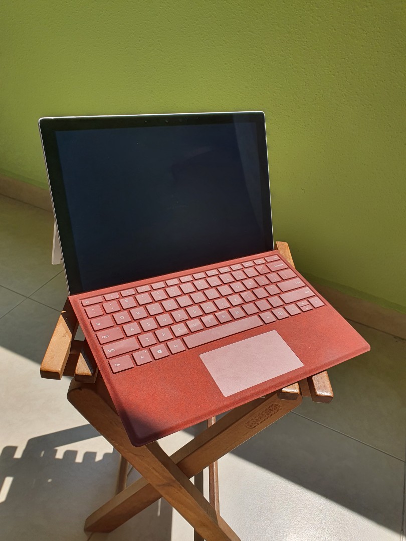 Surface Pro 7 i5 8GB 128GB with goodies, Computers & Tech, Laptops ...