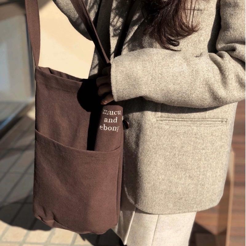 (最後降價)二手近全新 MEMI韓國代購 Mucu and Ebony (M.A.E) Baguette Bag 帆布袋, 她的時尚, 包包 ...