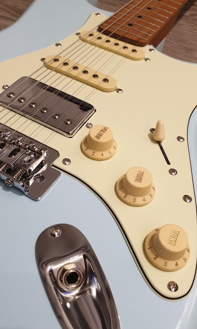 Bacchus BST-2-RSM (SONIC BLUE), Hobbies & Toys, Music & Media, Musical ...