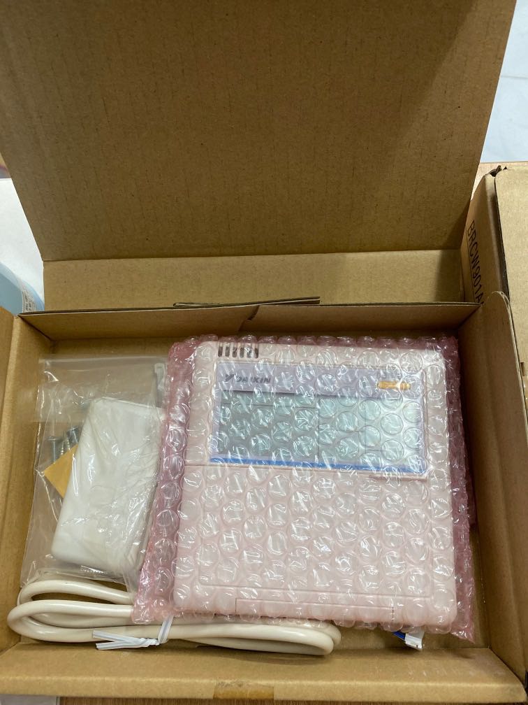 大金機冷暖變頻有線遙控器BRC944B2及BRCW901A08全新, 家庭電器, 冷氣機及暖風機 - Carousell