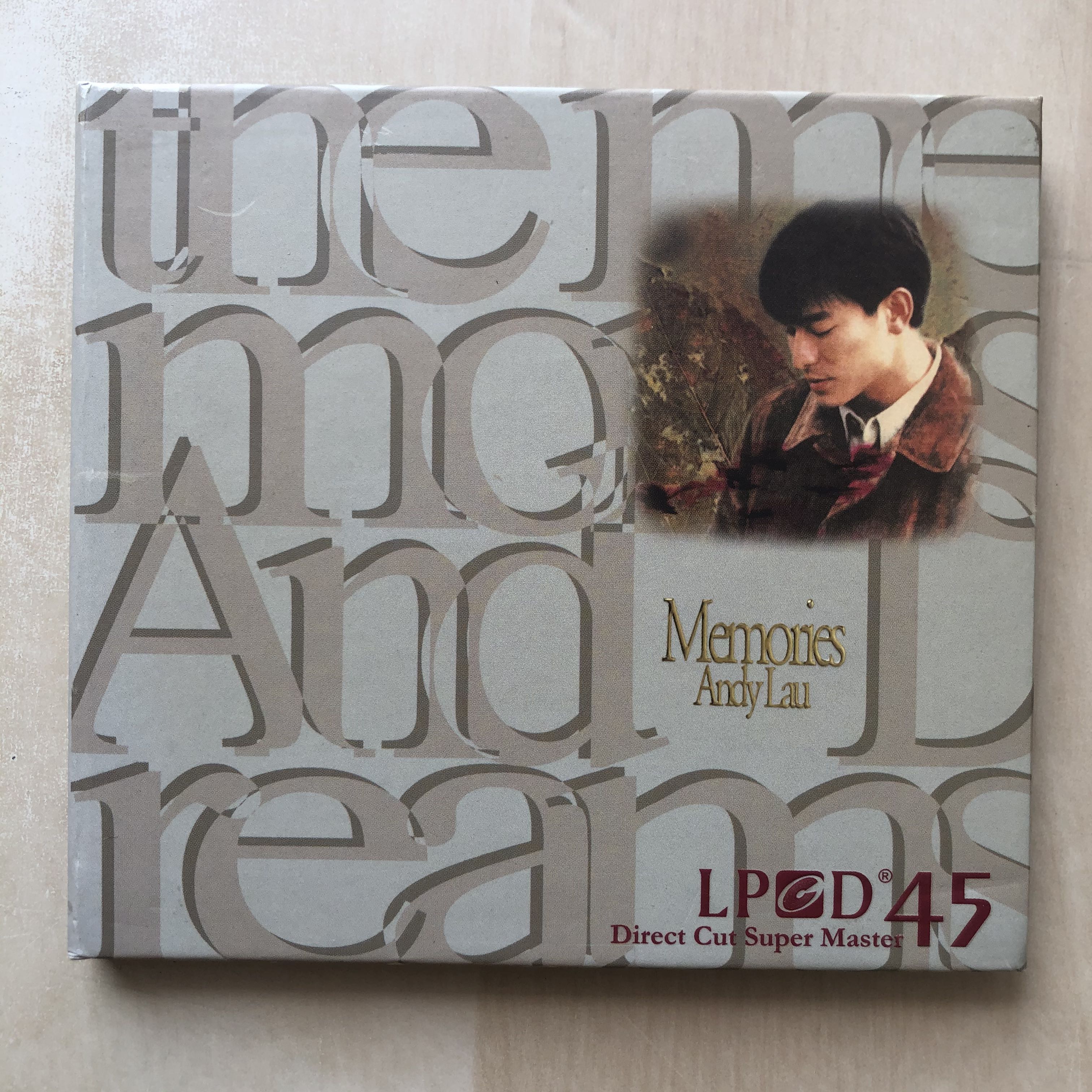 CD丨劉德華 Andy Lau Memories LPCD 45 超級母帶 翻唱 致敬, 興趣及遊戲, 音樂、樂器 & 配件, 音樂與媒體 - CD 及 DVD - Carousell
