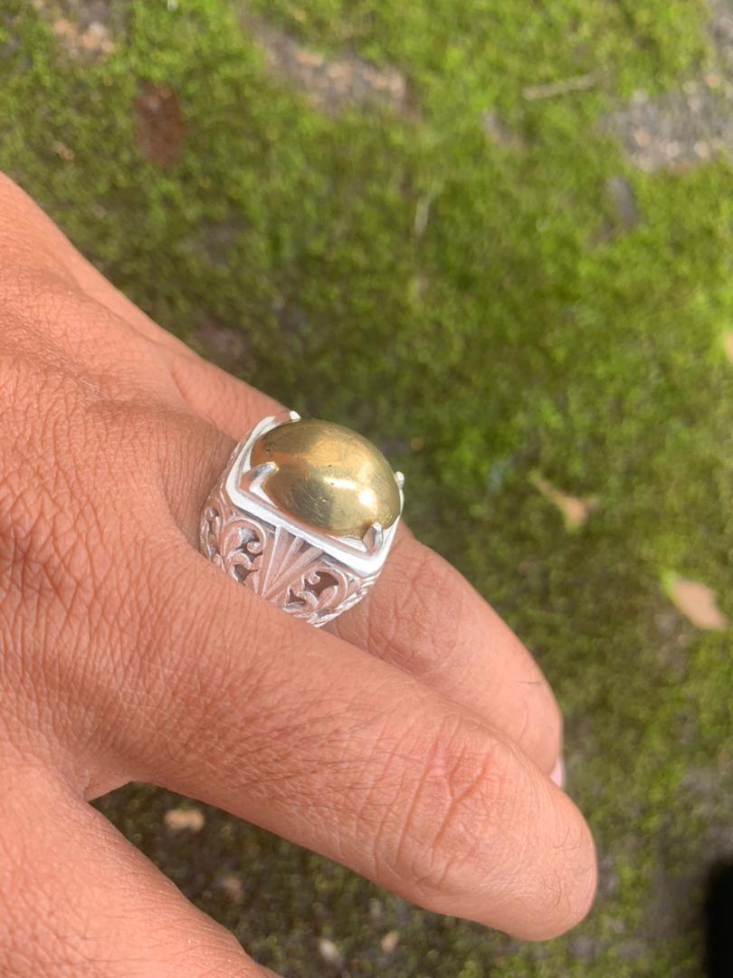 Cincjn besi kuning, Men's Fashion, Muslim Wear, Accessories on Carousell