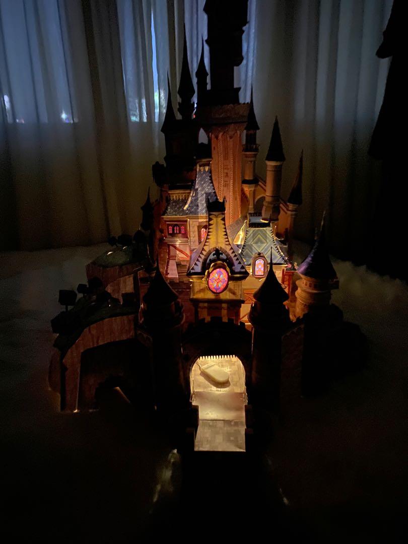 Disneyland Paris : Sleeping Beauty Castle (Papercraft), Hobbies & Toys ...
