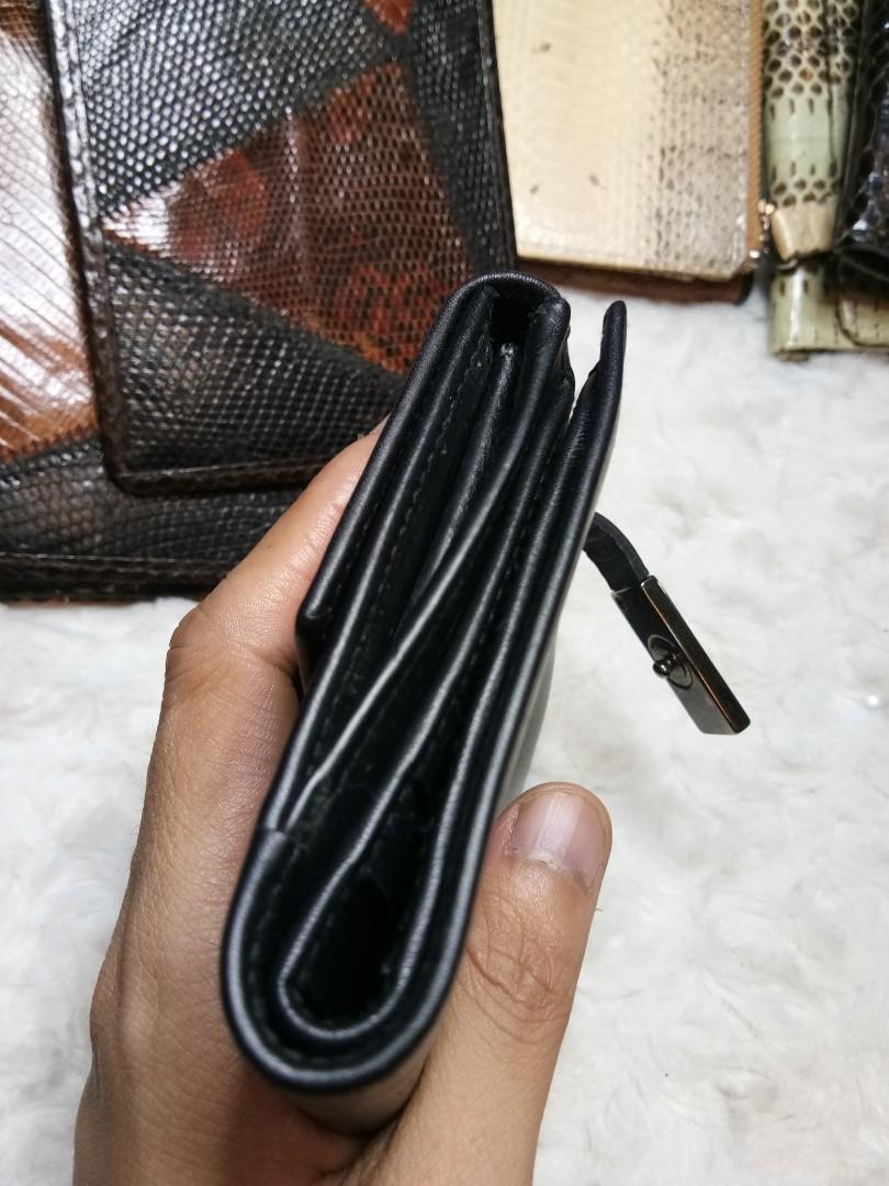 GUCCI BIFOLD WALLET CODED, Luxury, Bags & Wallets on Carousell