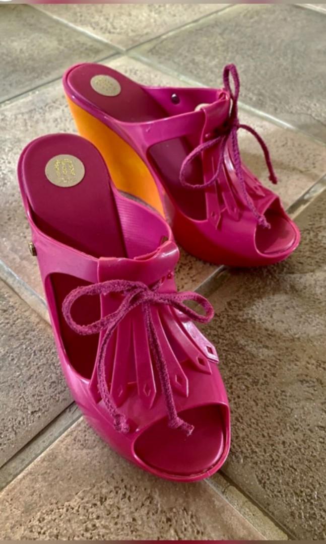 Melissa wedges, Women's Fashion, Footwear, Flipflops and Slides on ...
