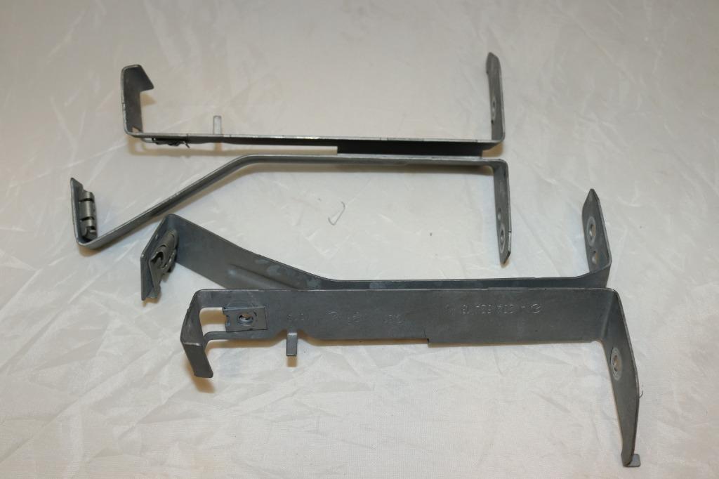 MERCEDES BENZ C CLASS W204 FRONT SHIELD BRACKET LH & RH (A 204 524 13 ...