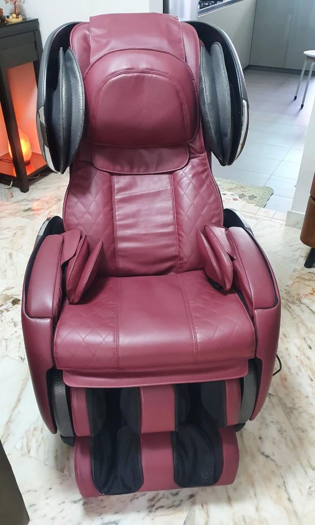 Osim uMagic Massage Chair, Furniture & Home Living, Furniture, Chairs ...