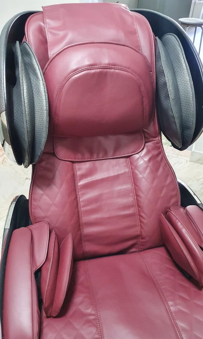 Osim uMagic Massage Chair, Furniture & Home Living, Furniture, Chairs ...