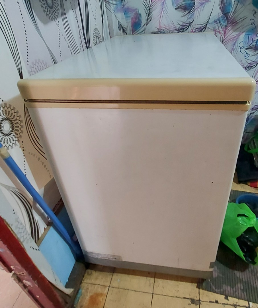 Sanyo Chest Type Freezer, TV & Home Appliances, Kitchen Appliances ...