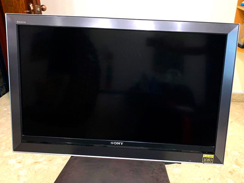 SONY 40-inch LCD TV, TV & Home Appliances, TV & Entertainment, TV on ...