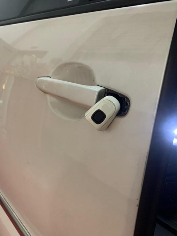 Toyota Estima Previa sliding door button, Car Accessories, Accessories ...