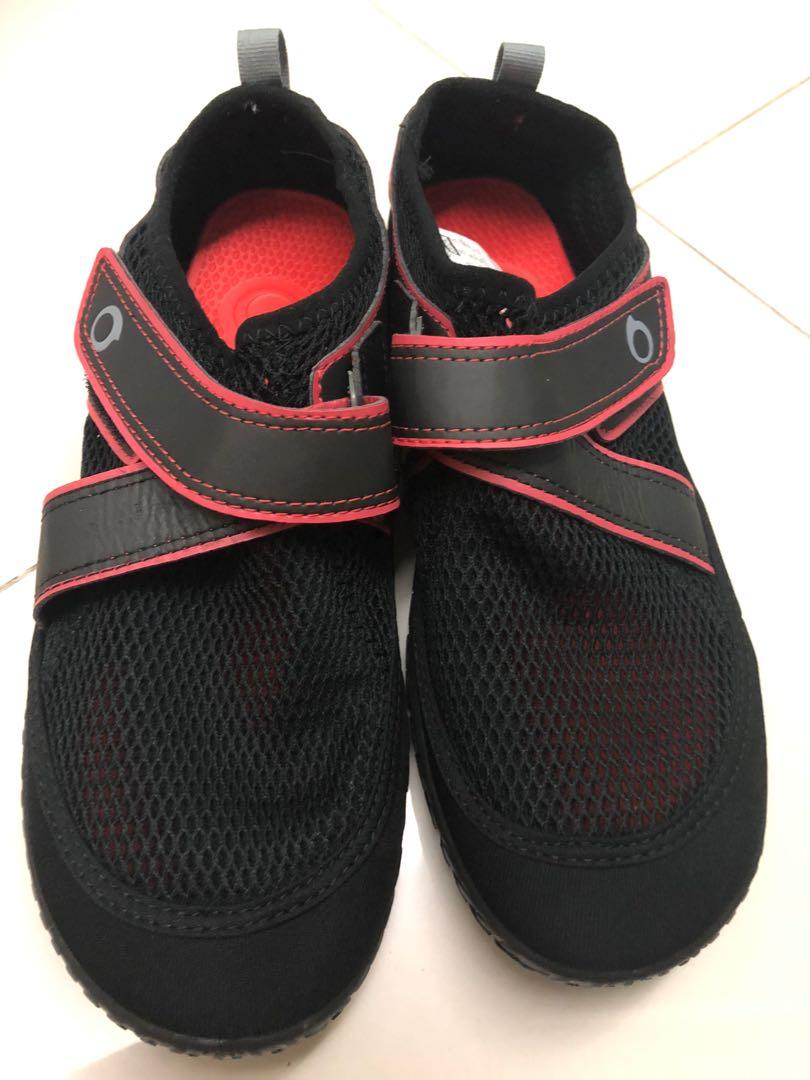 Decathlon aquashoes, Sports Equipment, Sports & Games, Water Sports on ...