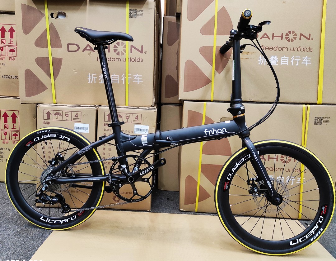 【有店．現貨】超輕Fnhon Blast 20寸9速 升级451大刀輪組, 運動產品, 單車及配件, 單車 - Carousell