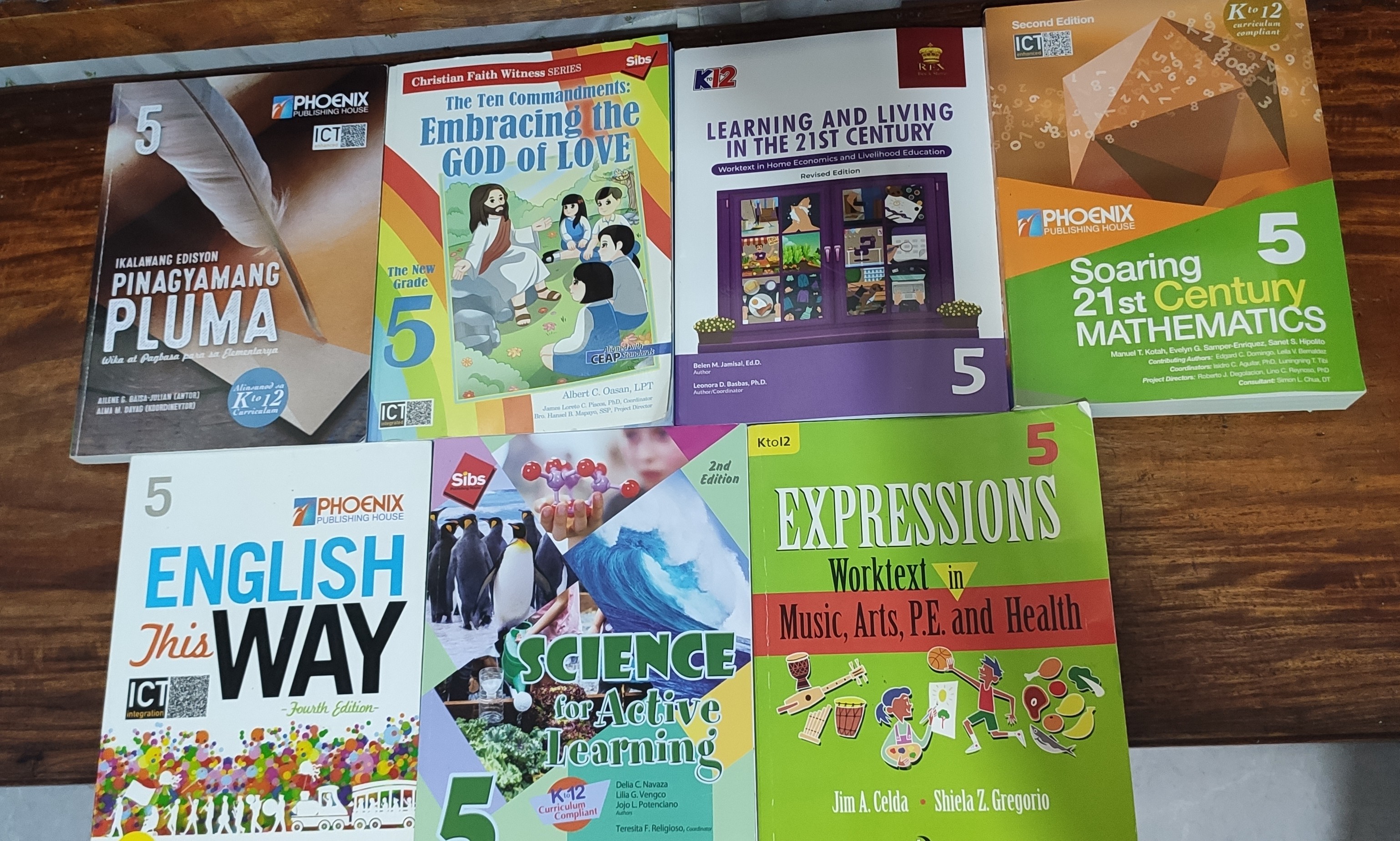 GRADE 5 books preloved almost new, Hobbies & Toys, Books & Magazines ...